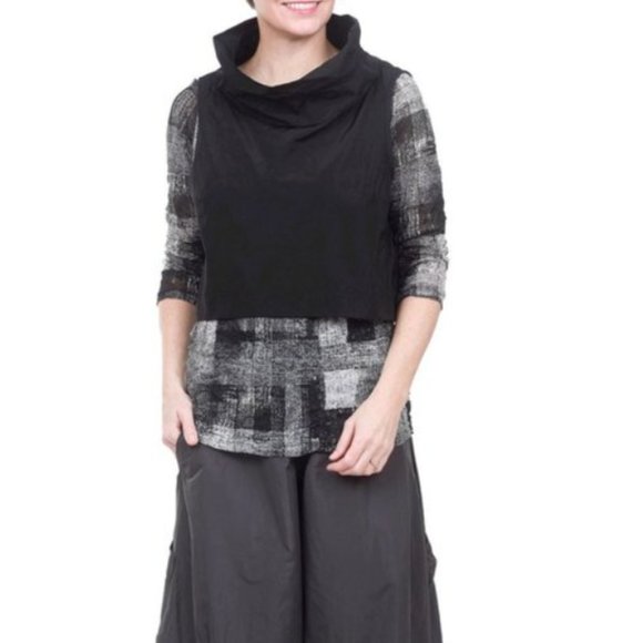 Sun Kim | Jackets & Coats | Sun Kim Wired Collar Crop Vest Melanie ...